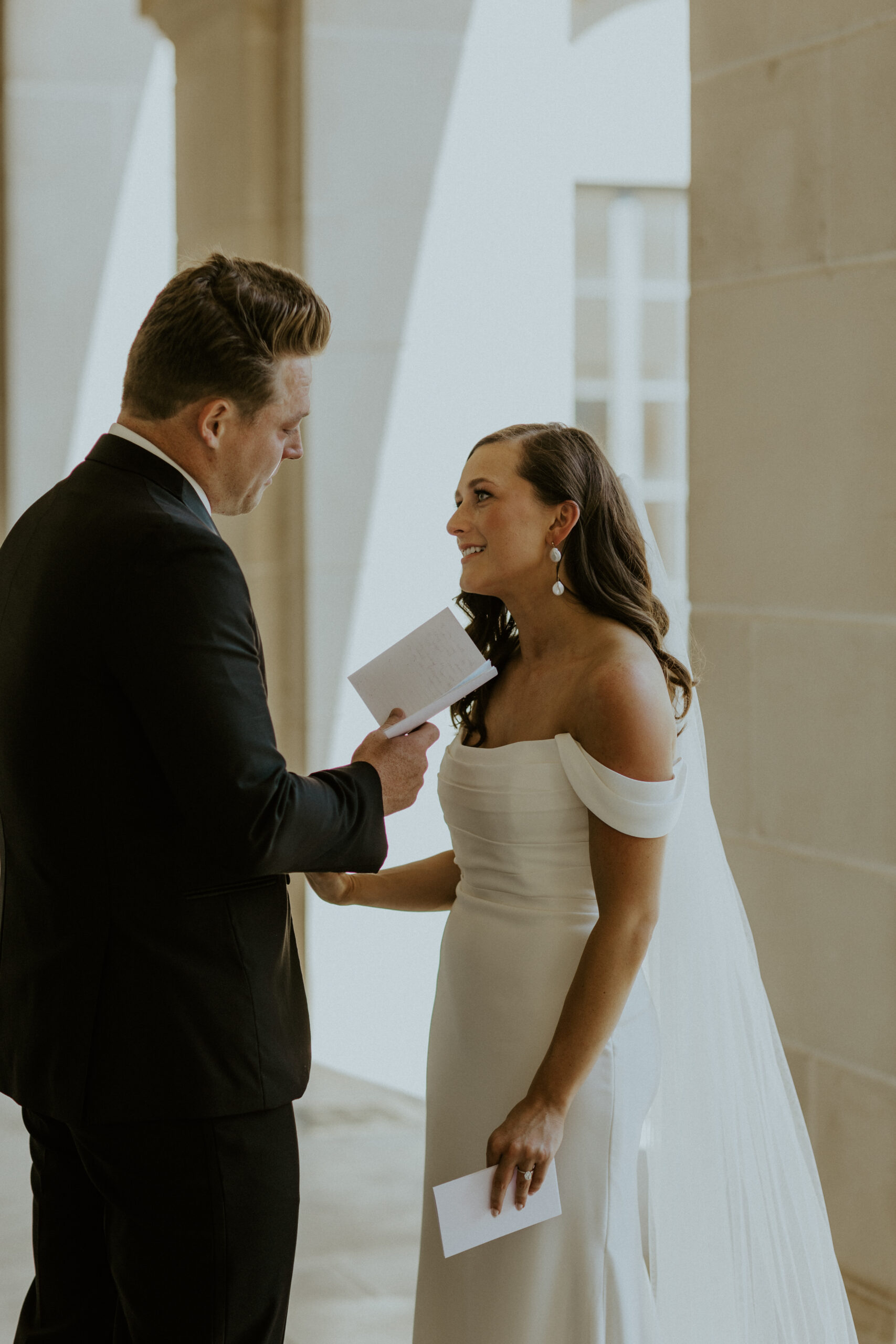 Thomas + Sydney's Elegant, Luxurious Wedding ...